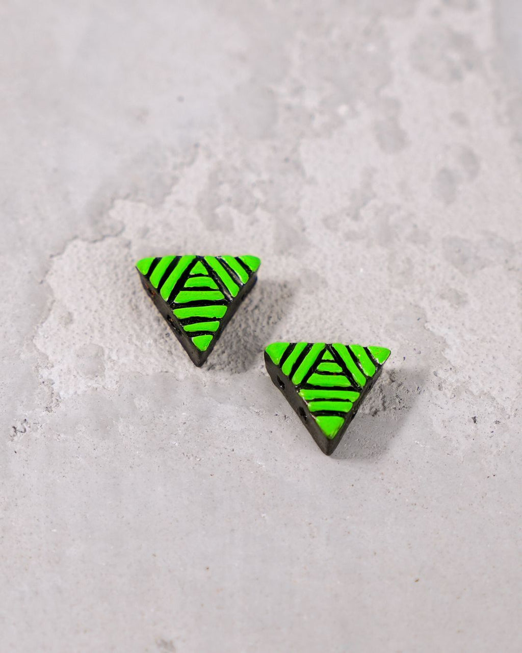 Nano Neon Nods